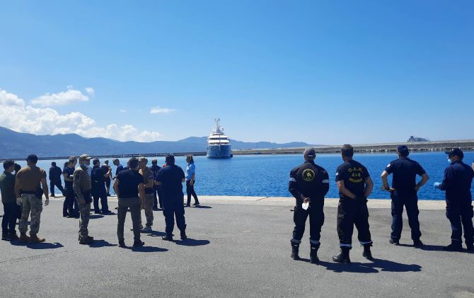 Γιατί το Λιμενικό δεν μπορούσε να επέμβει νωρίτερα στο σκάφος με τους ...