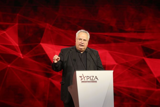 Καυστική ανάρτηση Κοτζιά: «Στην Ελλάδα λείπει η τσίπα & η αντιπολίτευση ...