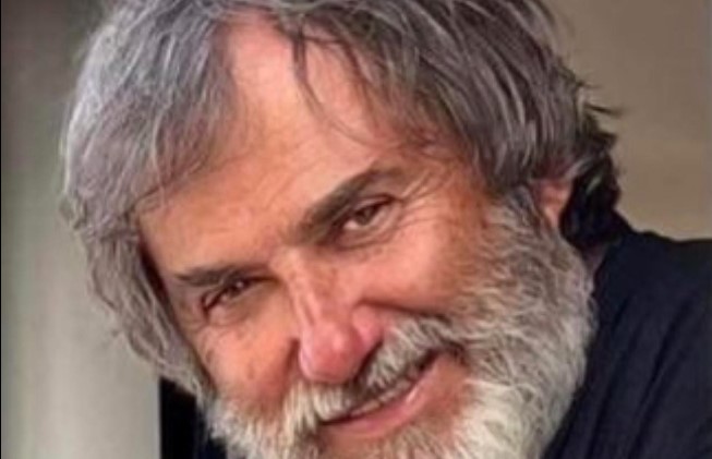 Ο Λουδοβίκος των Ανωγείων γράφει μια ιστορία για τον Βασίλη Καρρά ...