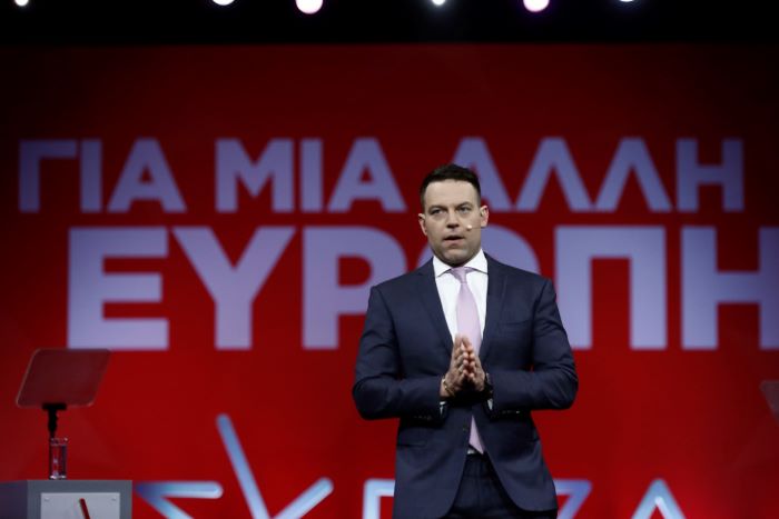 Στέφανος Κασσελάκης: «Ποιο τζάκι καλύπτει το τζάκι Καραμανλή;» - dailypost.gr