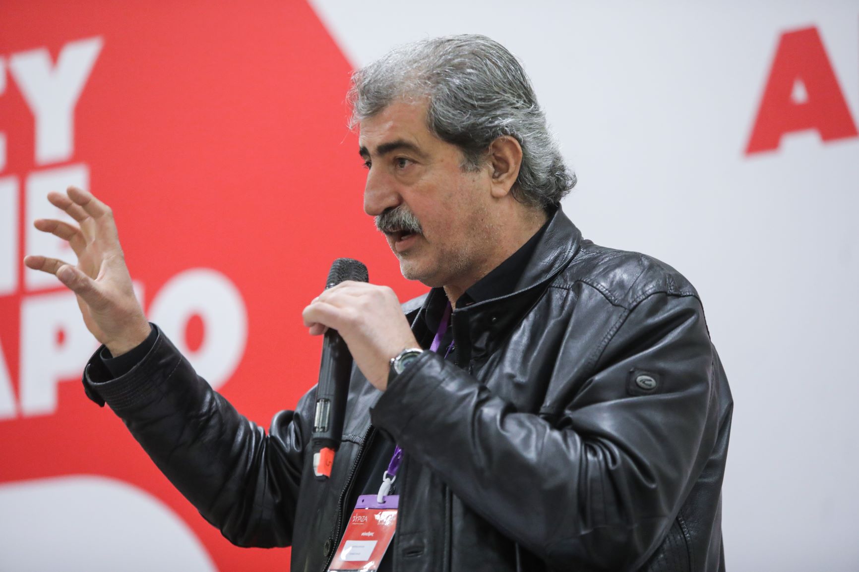 Έξαλλος ο Πολάκης με τον Δούκα: «Εσύ κάνε τη θητεία σου και μετά σώζεις ...
