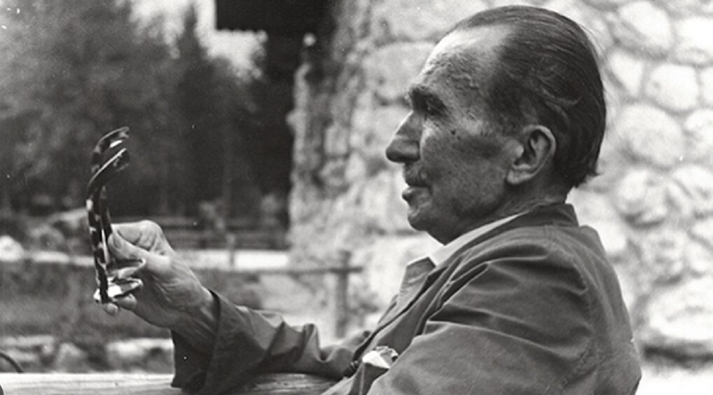 26/10/1957: Φεύγει από τη ζωή ο Νίκος Καζαντζάκης- Η ζωή και το έργο ...